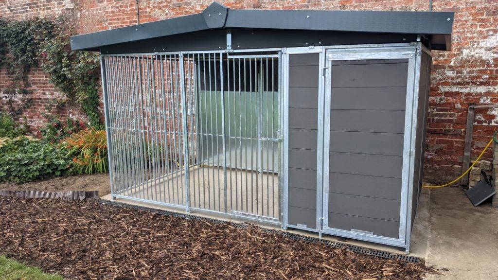 14 X 8 ft Single Eco Thermal Plastic Dog Kennel