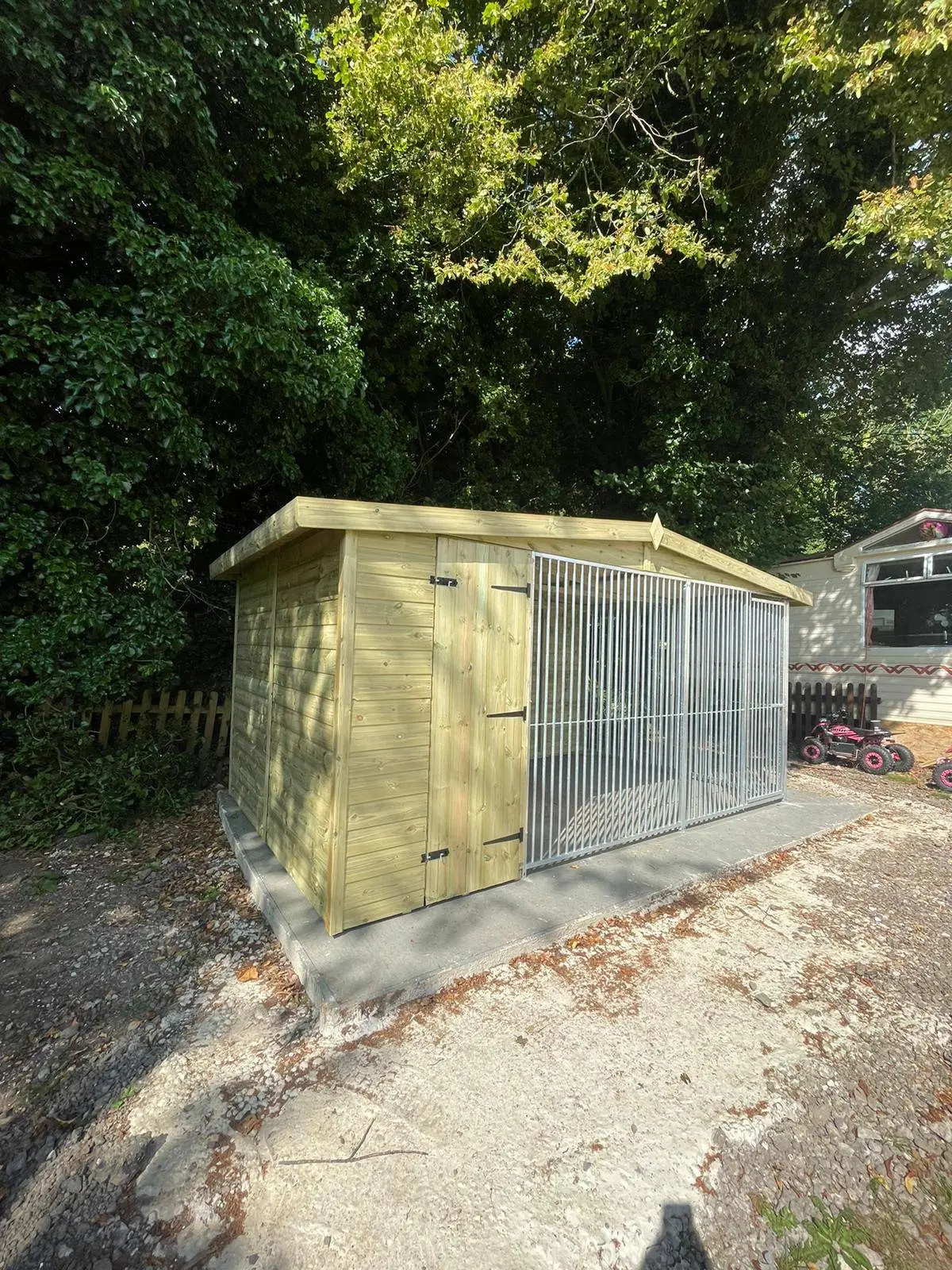 14 X 8 ft Single Dog Kennel | Bespoke Made to Order Kennels
